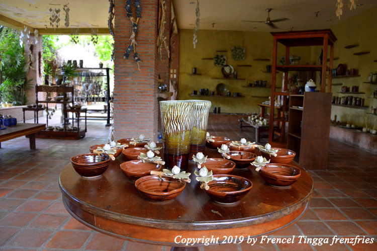 Frenz Fries: Ugu Bigyan Pottery Garden and Restaurant and Hele Bed and ...