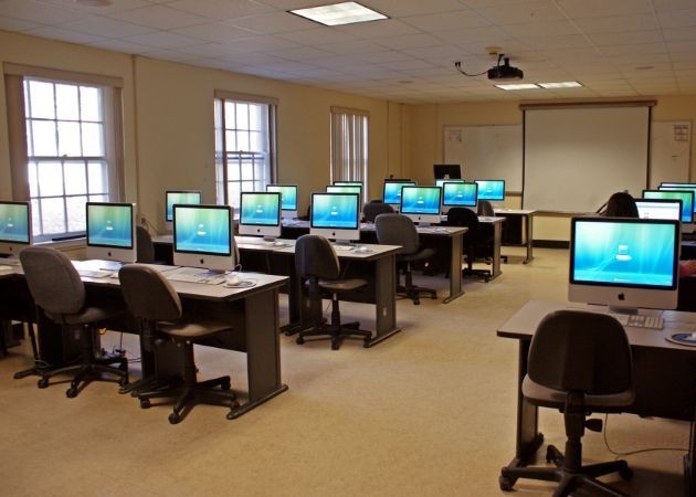 El Laboratorio De Informática - INSTITUTO FRIDA KAHLO