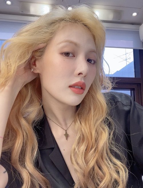 Hyuna Hair Color
