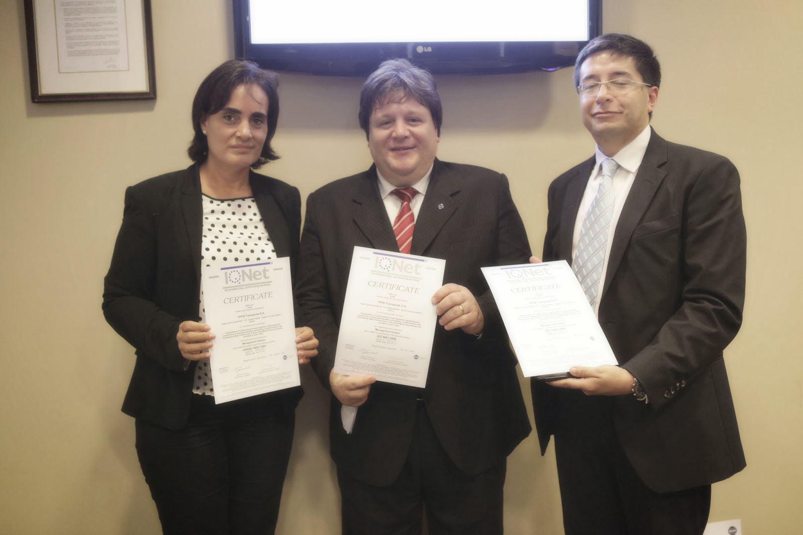 YPFB Transporte mantiene su triple certificación por doce años ...
