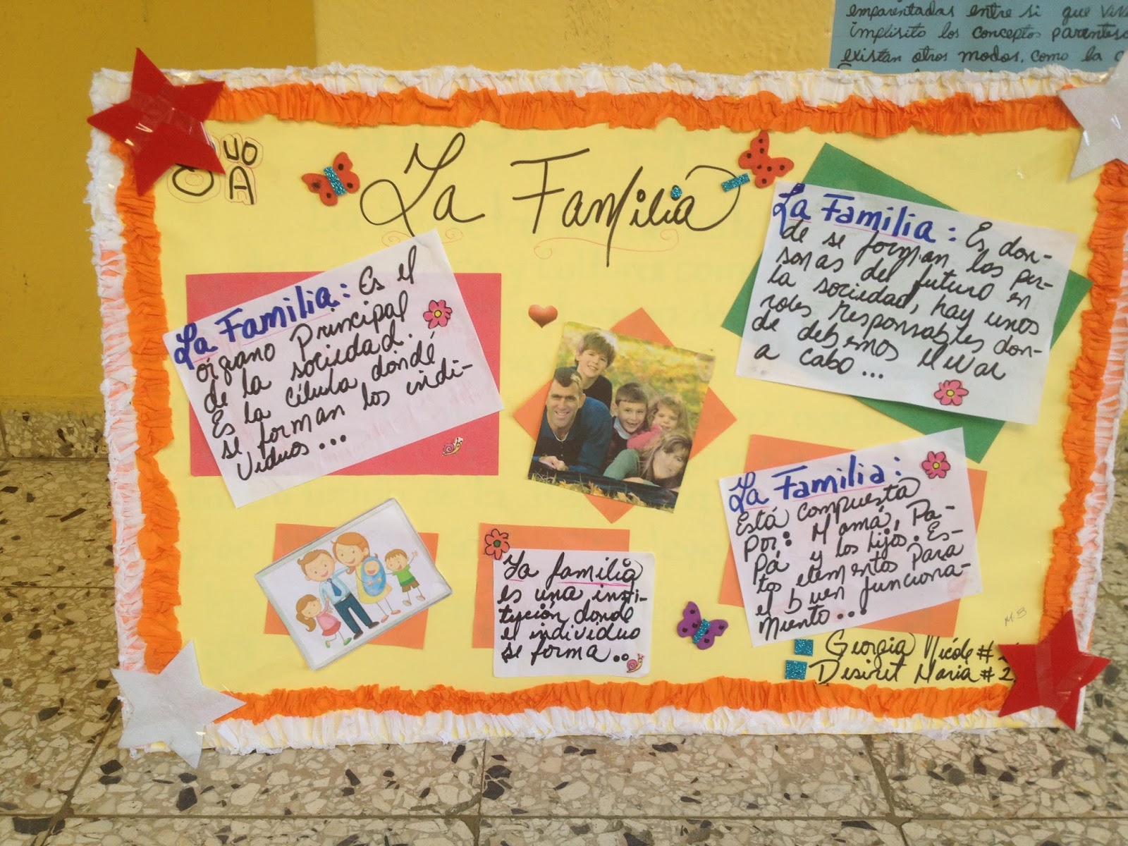 Murales sobre La Familia ~ Escuela Primaria Varias Luces