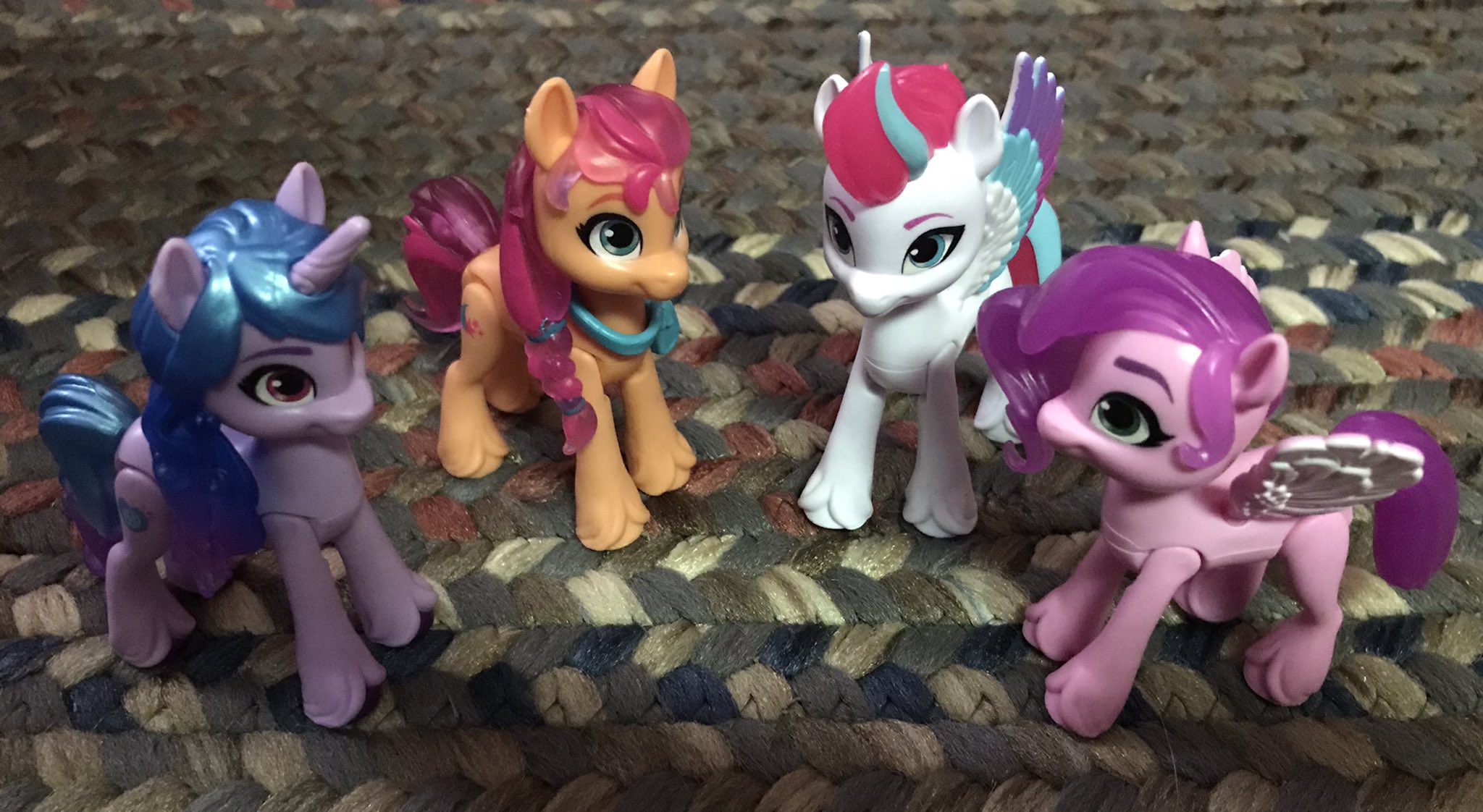 Equestria Daily - MLP Stuff!: UNBOXING REVIEW: My Little Pony: A New ...