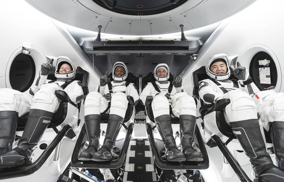 SpaceX lança 4 astronautas na missão Crew-1 | Aberto até de Madrugada