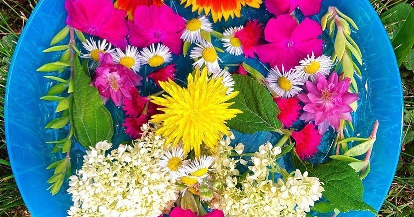 Water magick with flowers | Ritual Magic Spells