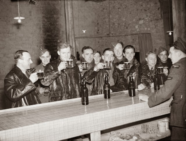 Old Photos of Soldiers Drinking ~ vintage everyday