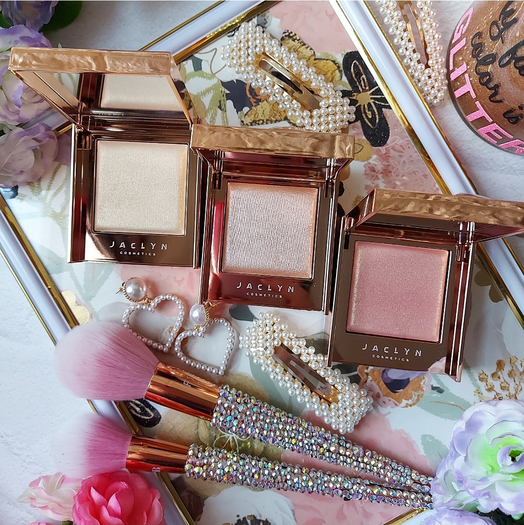 Monica Hein ~ Beauty Diary