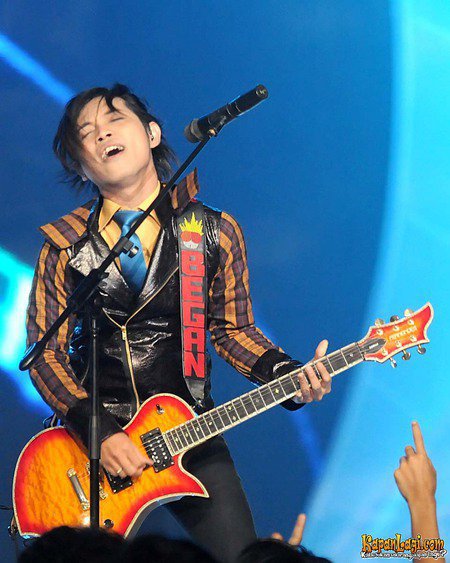 J-ROCKS: Biografi Personil J-ROCKS