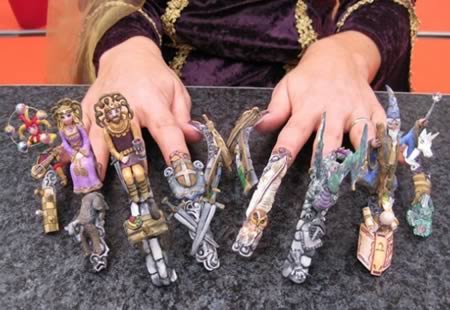 ...fashionITEKTURE...: INCREDIBLE, WEIRD AND OUTRAGEOUS NAIL ART!!!