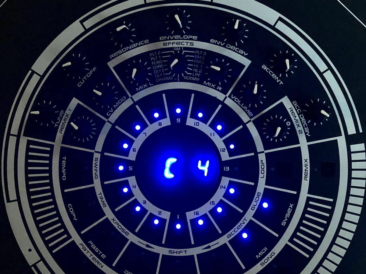 MATRIXSYNTH: FUTURE RETRO Revolution R2 TB-303 Monophonic Analog ...