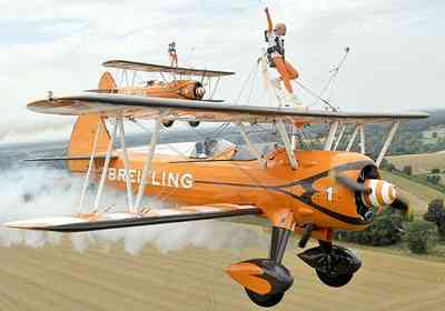 London Art News: Wing Walkers