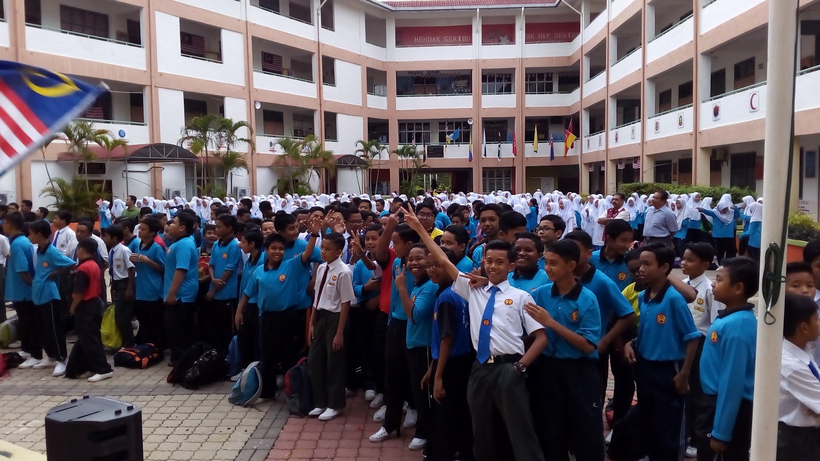 SMK Taman Bunga Raya (1): SAMBUTAN AMBANG MERDEKA PERINGKAT SEKOLAH 2016