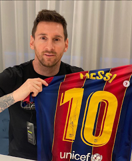 Barcelona star Lionel Messi becomes a free agent - Rush Hour Sport