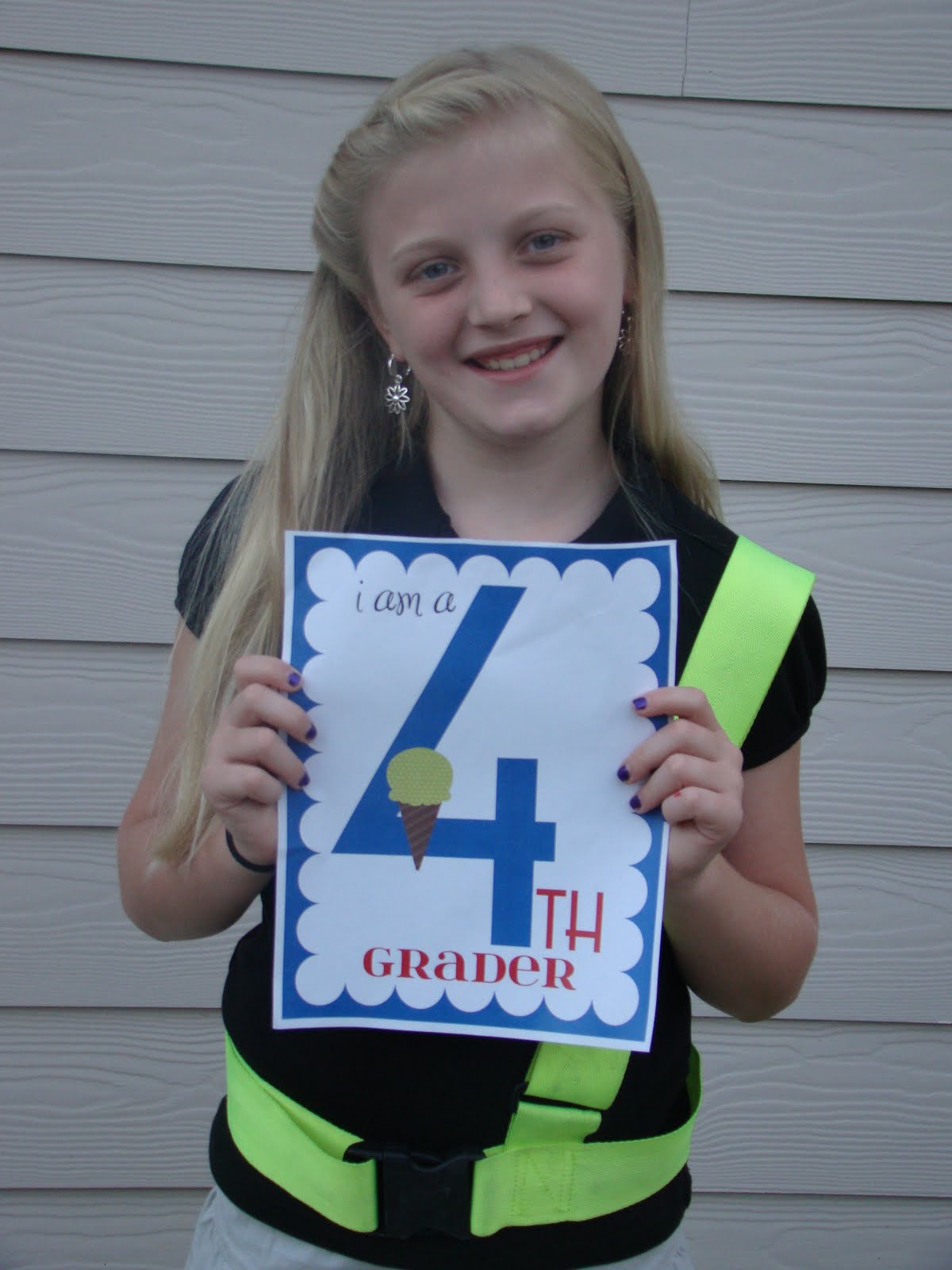 Leslie's Blog: Catch Up & First Day of 4th Grade
