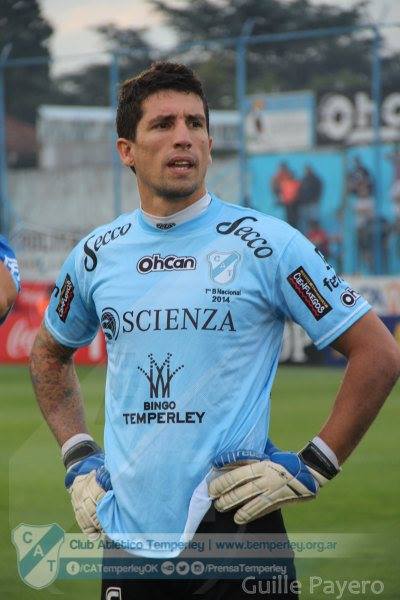 Historia del Club Atletico Temperley: Temperley: arqueros, penales y otro record de Crivelli