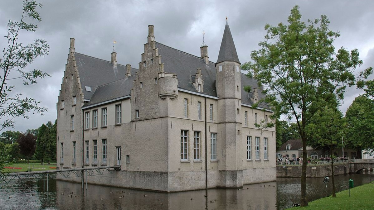 Castle Cortewalle in Beveren