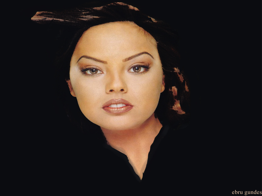 Men Women Photos: Turkish pop-folk singer, actress, and television ...