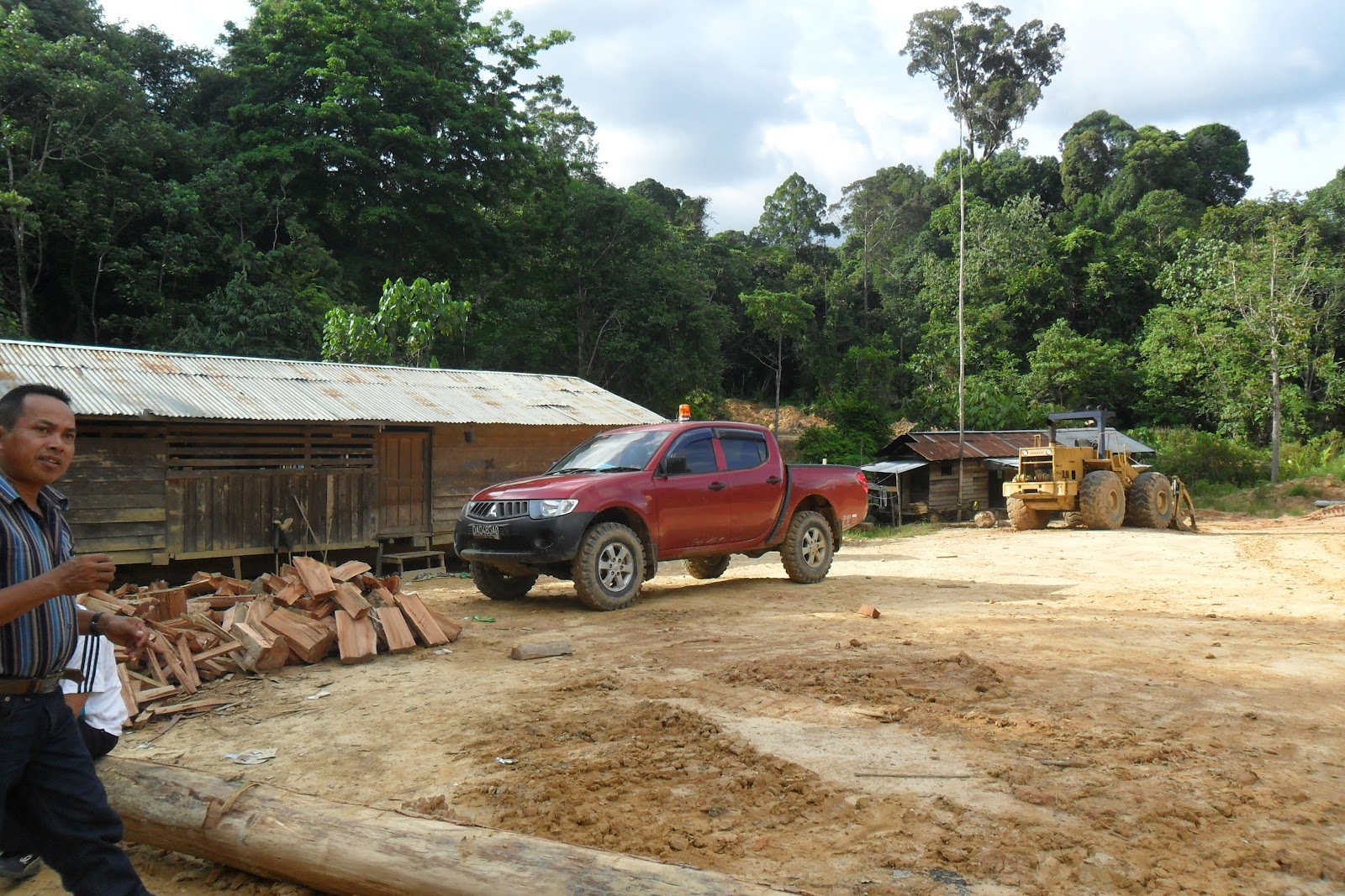 PT. MERANTI SEMBADA: UJI PETIK KAYU LHP