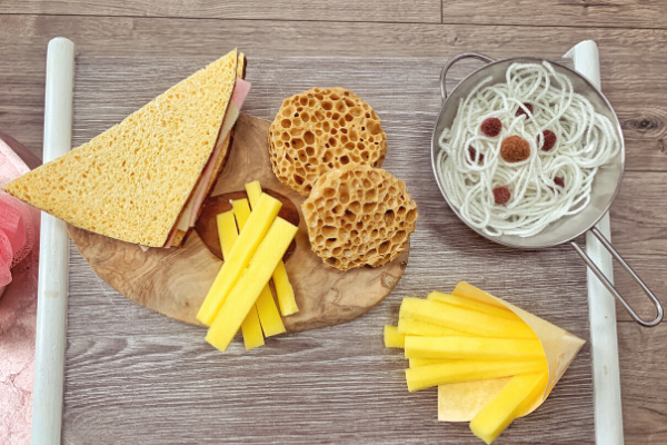 Arthurwears: Easy home-made pretend role-play food from every day items