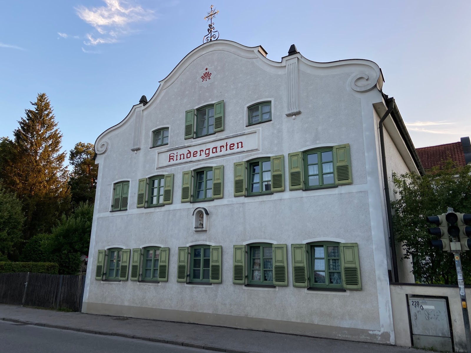 Travel Expeditions to Countries of the Planet Earth: Germany - Grafing