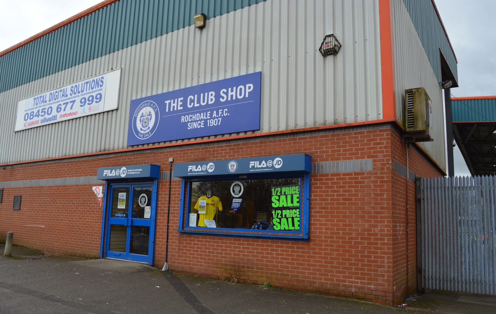 Grondhopper: Rochdale Association FC – Yeovil Town FC (28-03-2015)