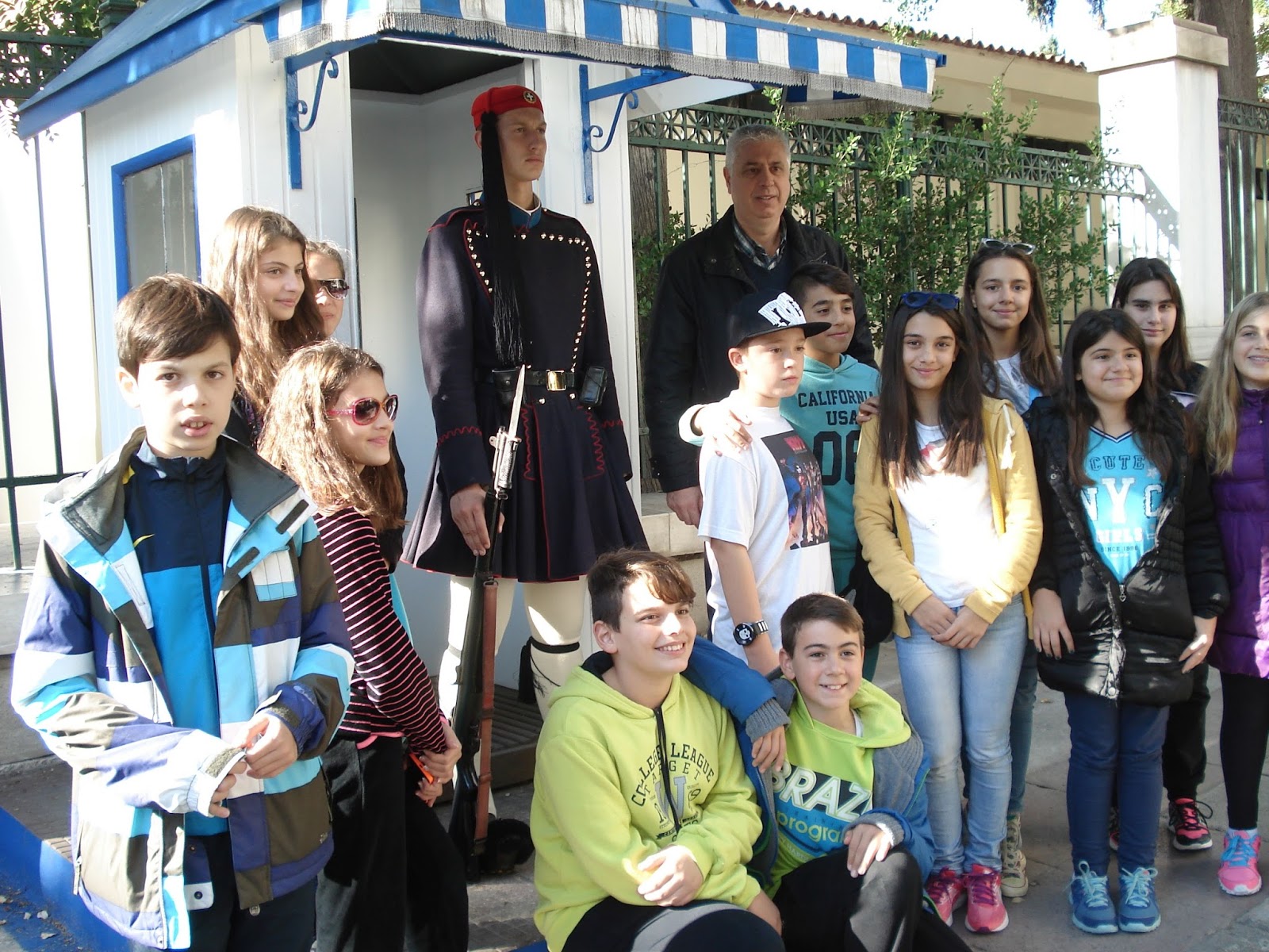 ΛΕΥΤΕΡΙΑ: 14ο ΔΗΜΟΤΙΚΟ ΣΧΟΛΕΙΟ ΚΑΤΕΡΙΝΗΣ