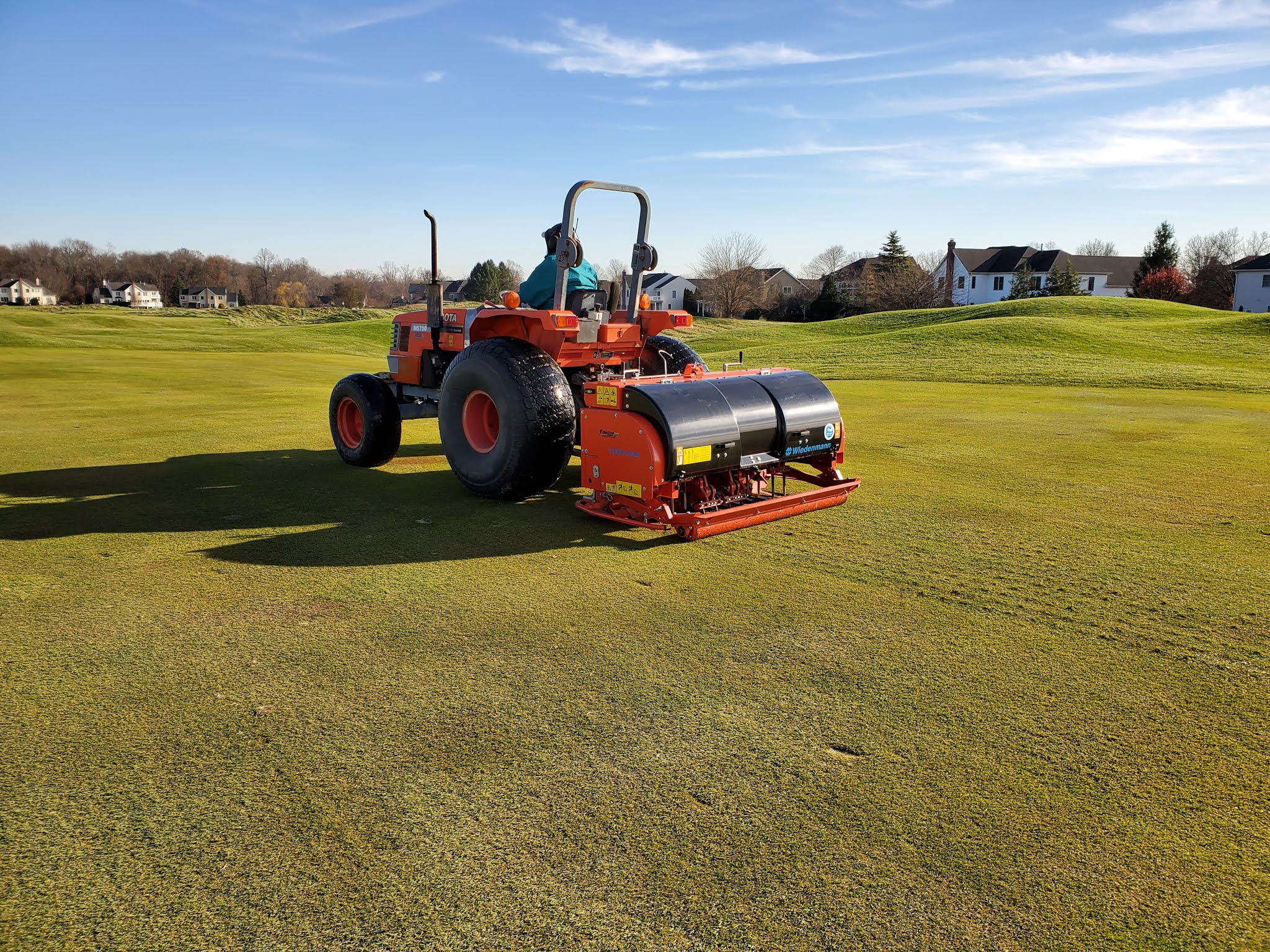 Laurel Creek Country Club: Solid Tining Fairways
