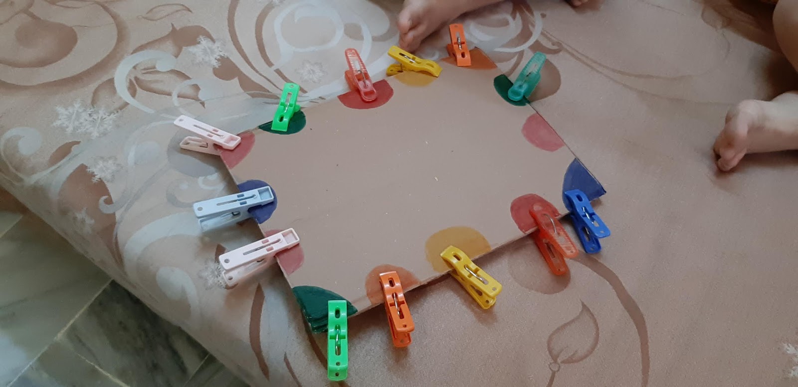 Classroom By Anam: Clothespin color matching activity| mini clothespin ...