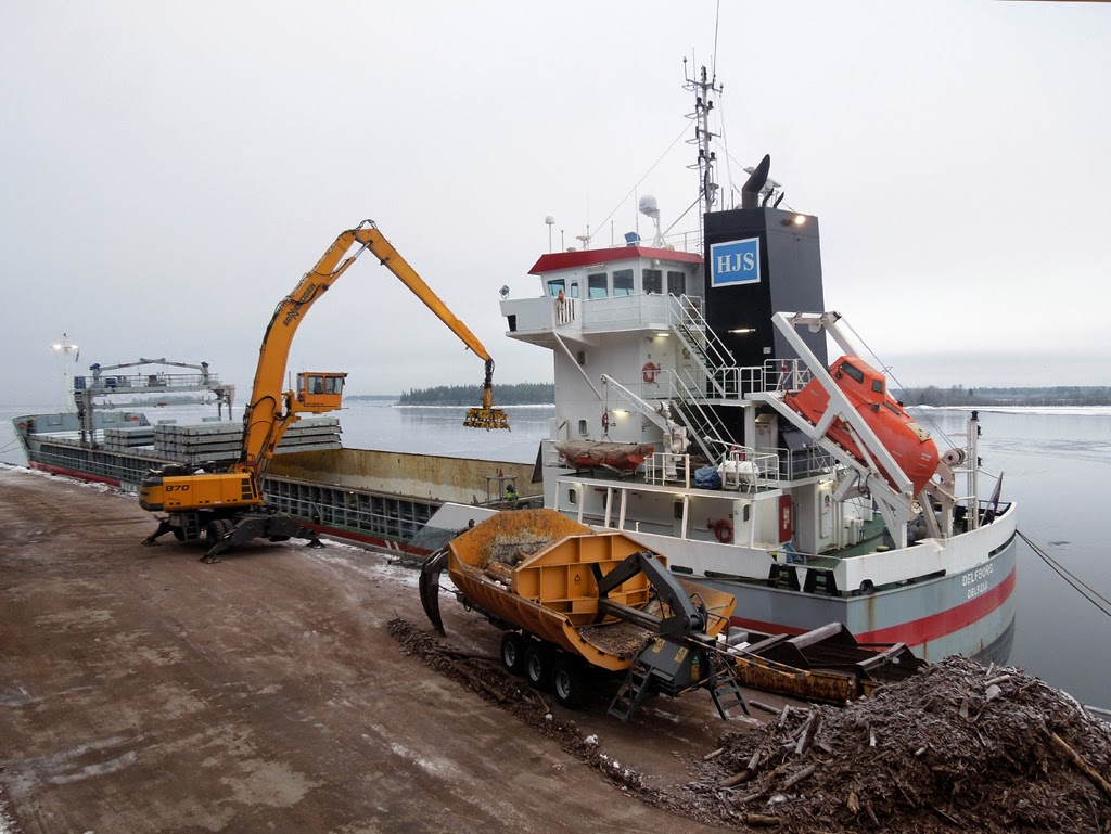 Karlsborgs Hamn: Brun kaj