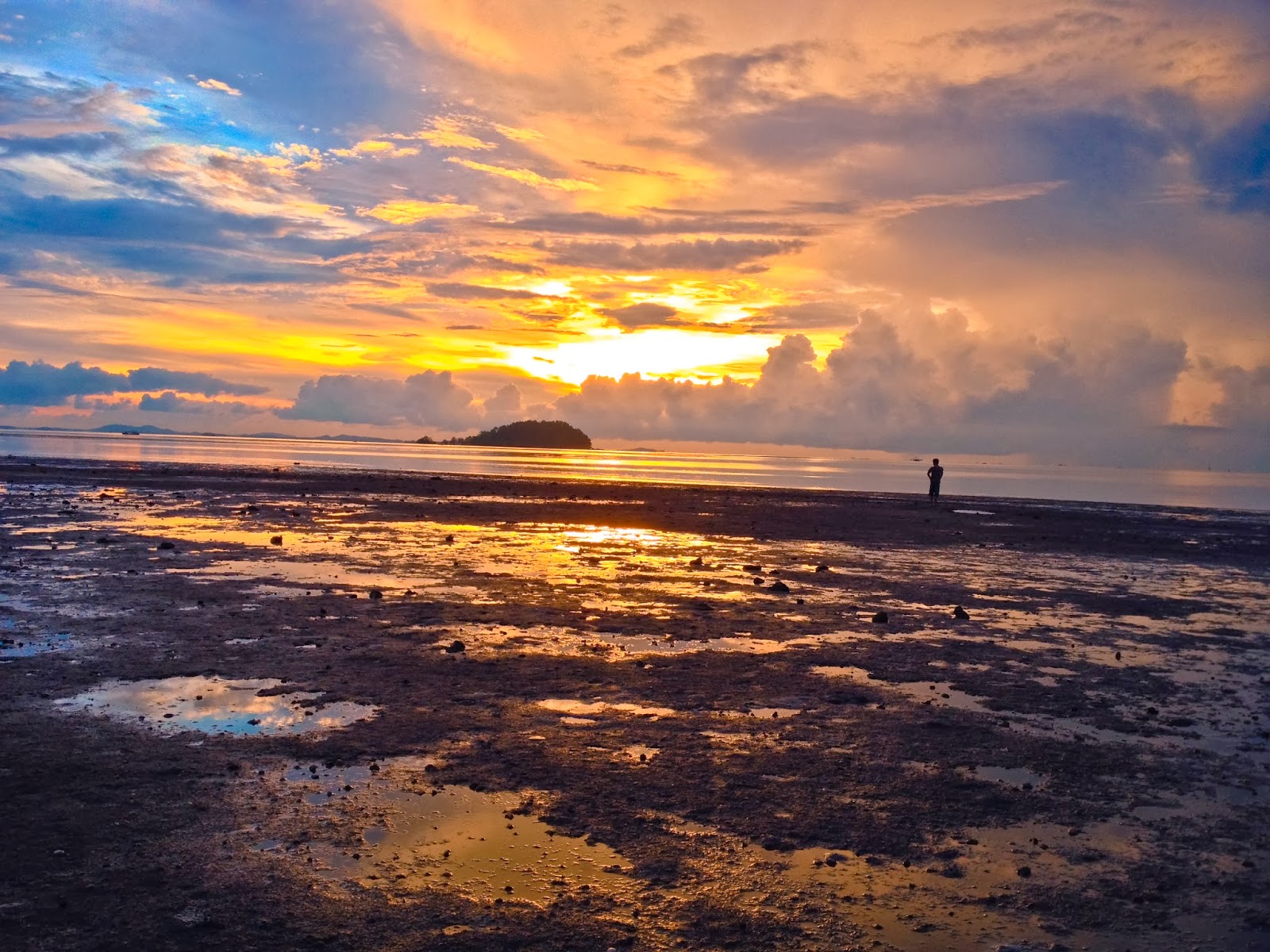 are fun: tanjung pendam, belitung