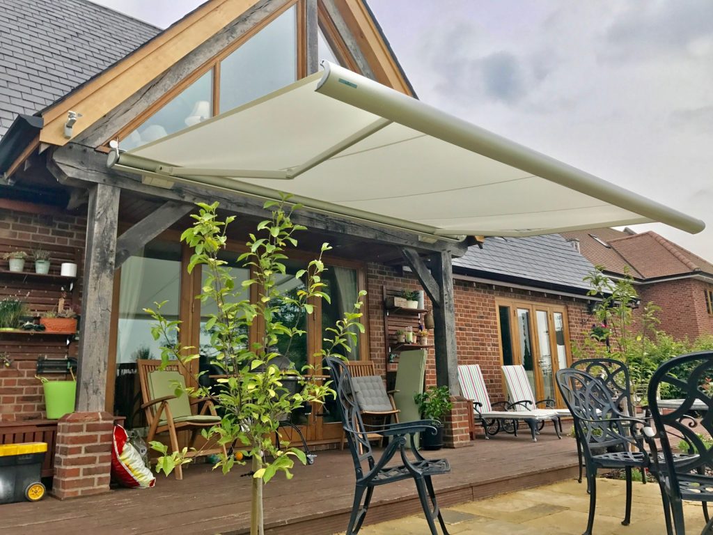 A Stylish Canopy to Suit any Home