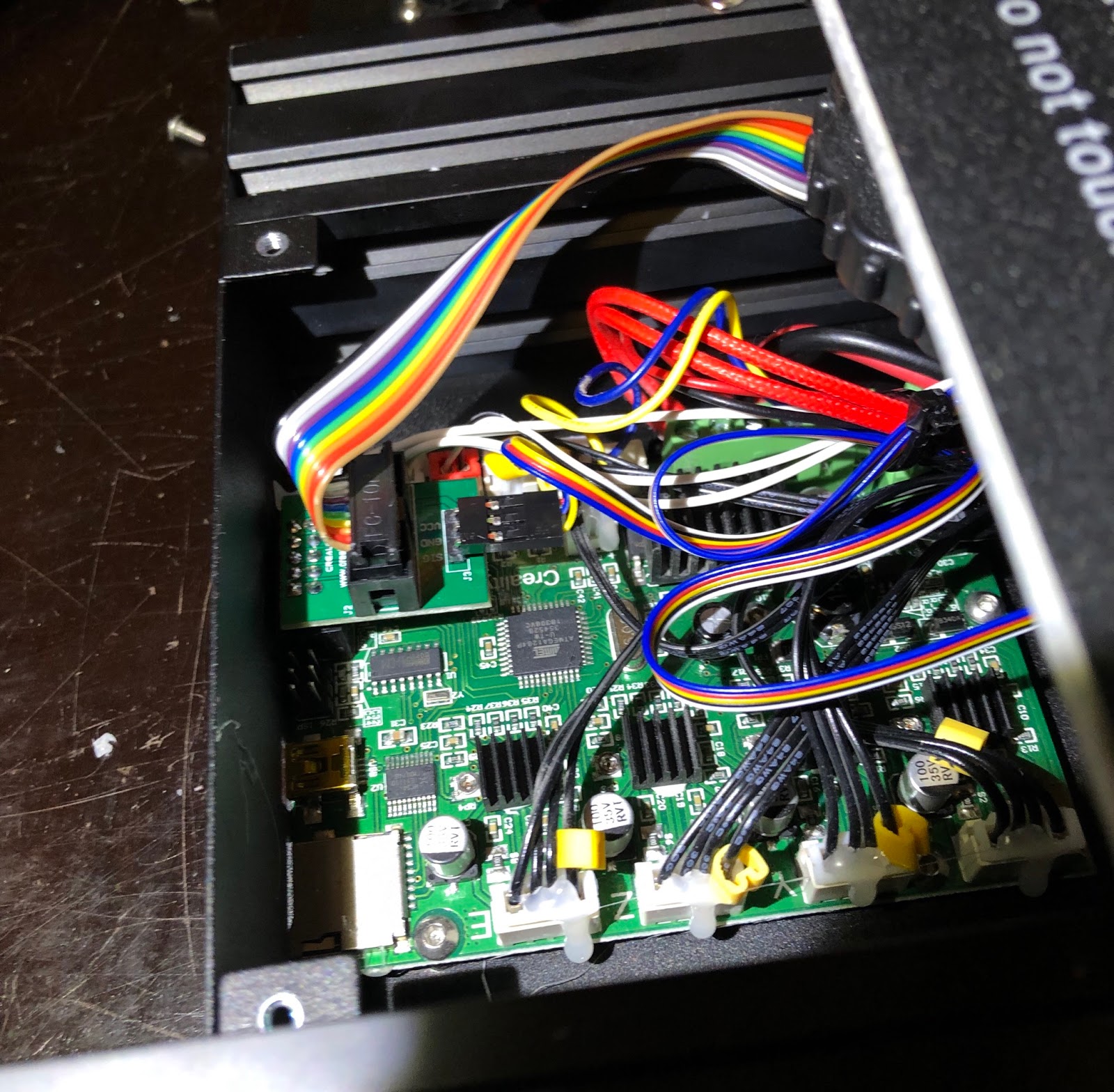 Ender3 Tech: Display cable on pin 27 board hits fan.