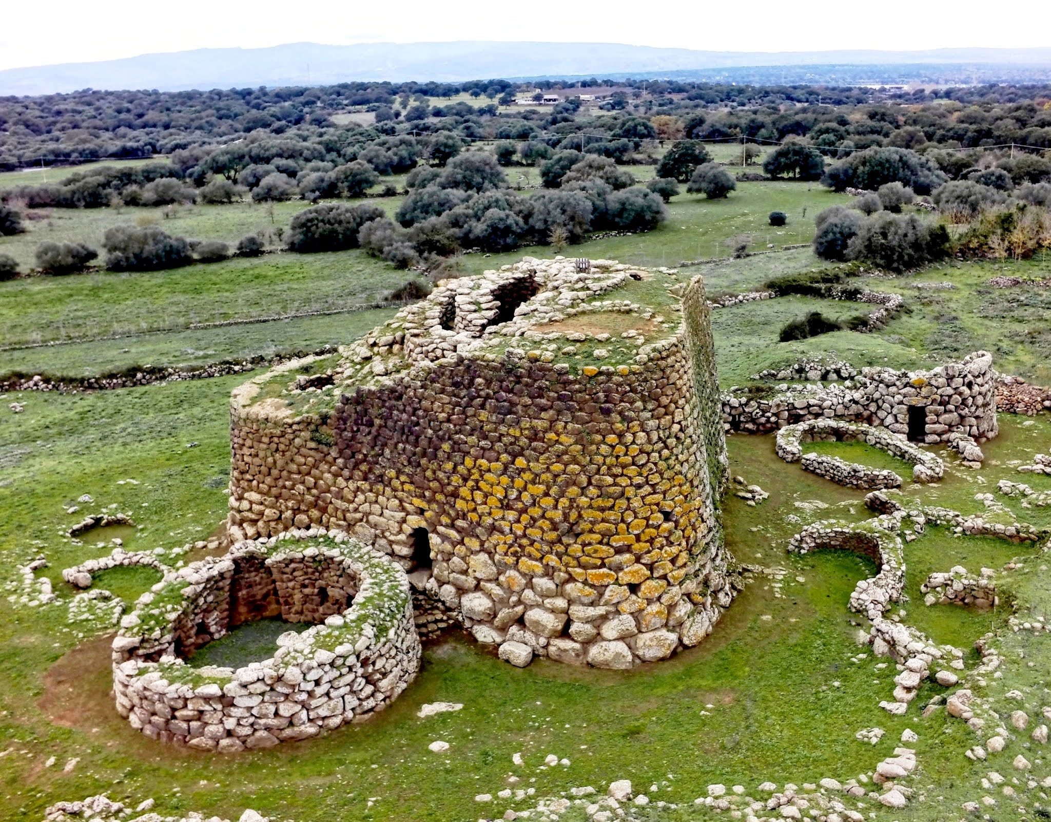 ENIGMAS. Nuraga: el misterio de la arquitectura nurágica en Cerdeña ...