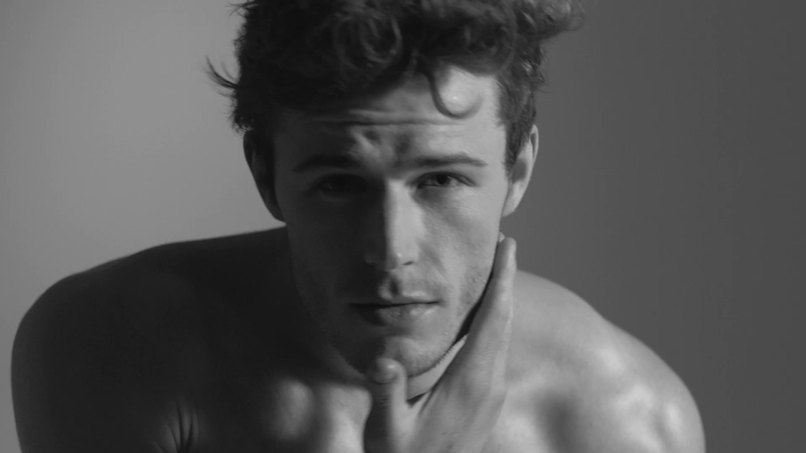 Hollyoaks off the Charts: Callum Kerr in Narcissus