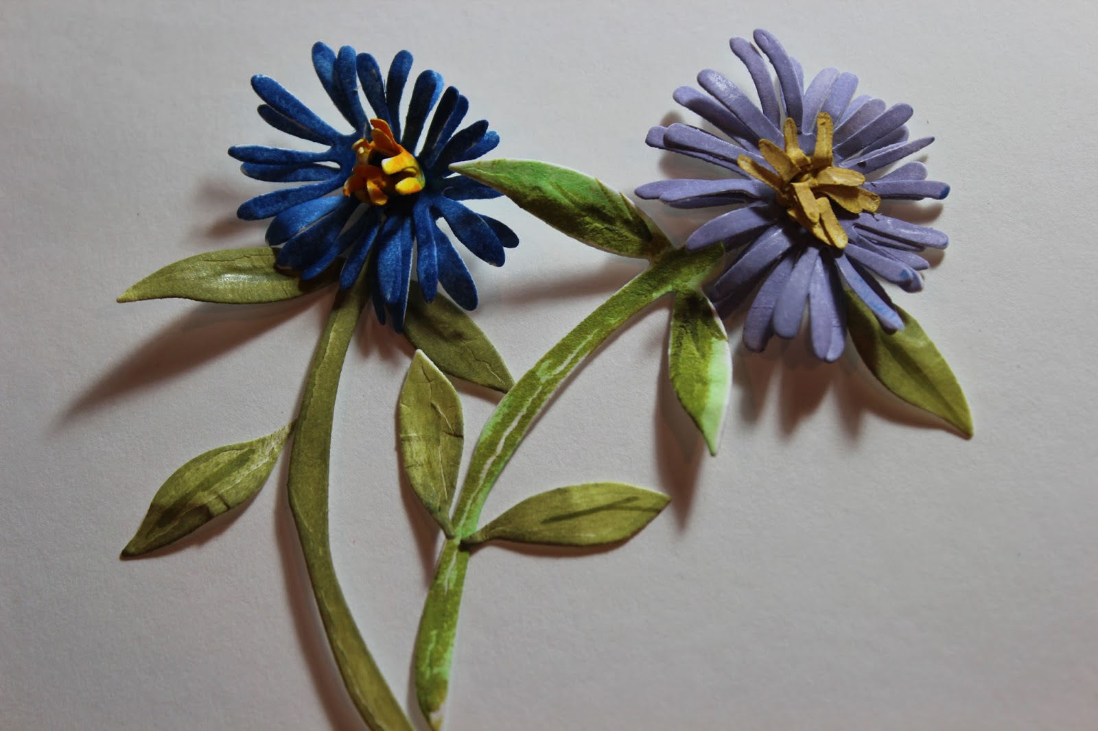 Dies R Us: Realistic Florals