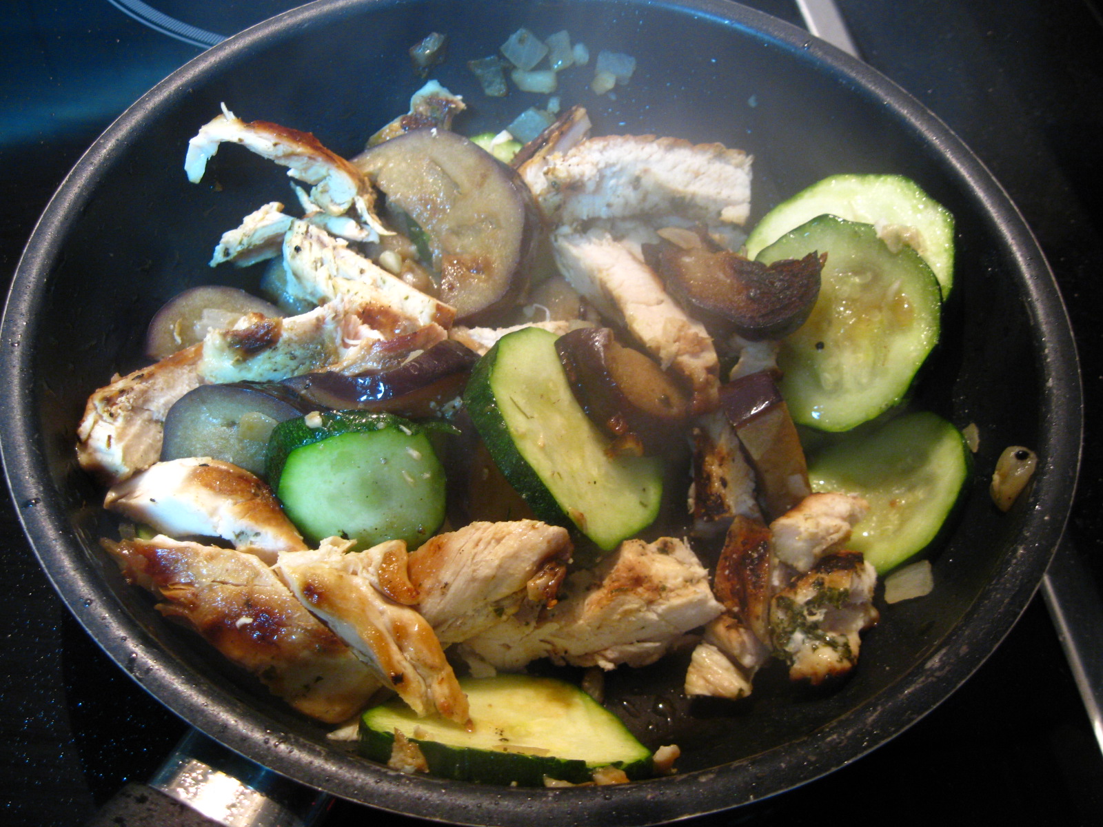 Not so lazy...: Peito de frango com courgette e beringela