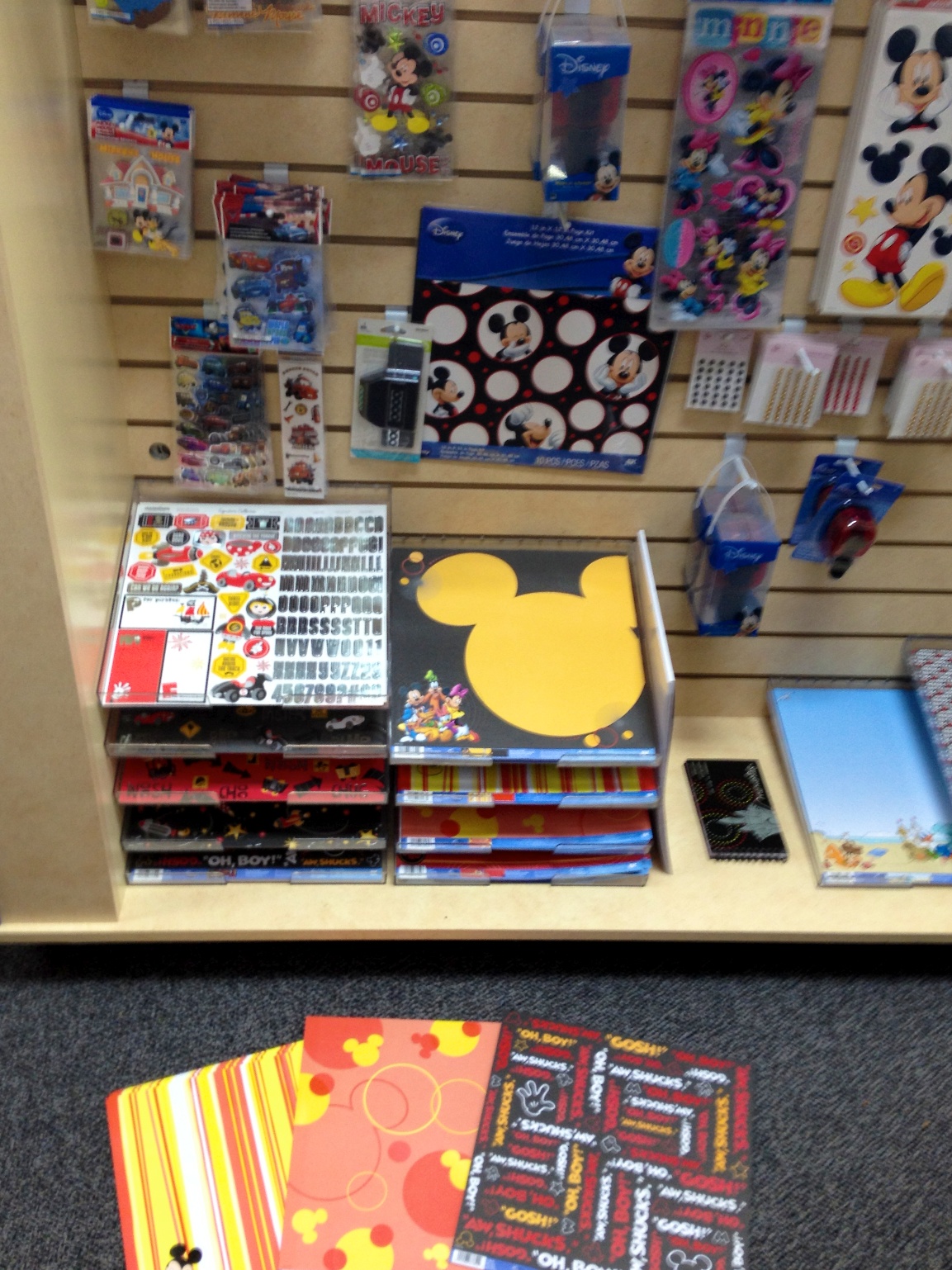 New England Paper Crafts: Store Explore: Scrappy Boutique