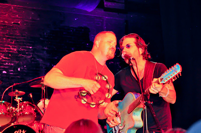 OH SNAP! Life's Great Treasures and Adventures: Kip Winger {Yeah, lead ...