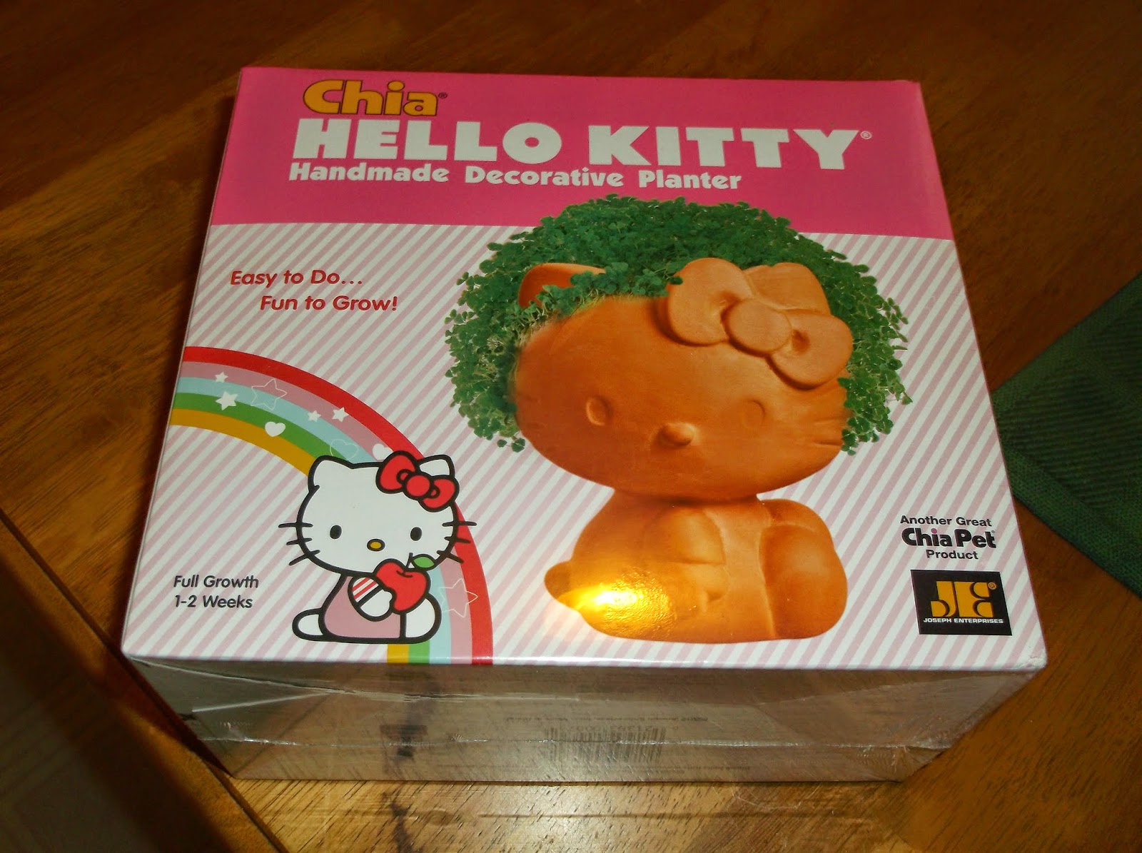 Missy's Product Reviews : Chia Pet Hello Kitty