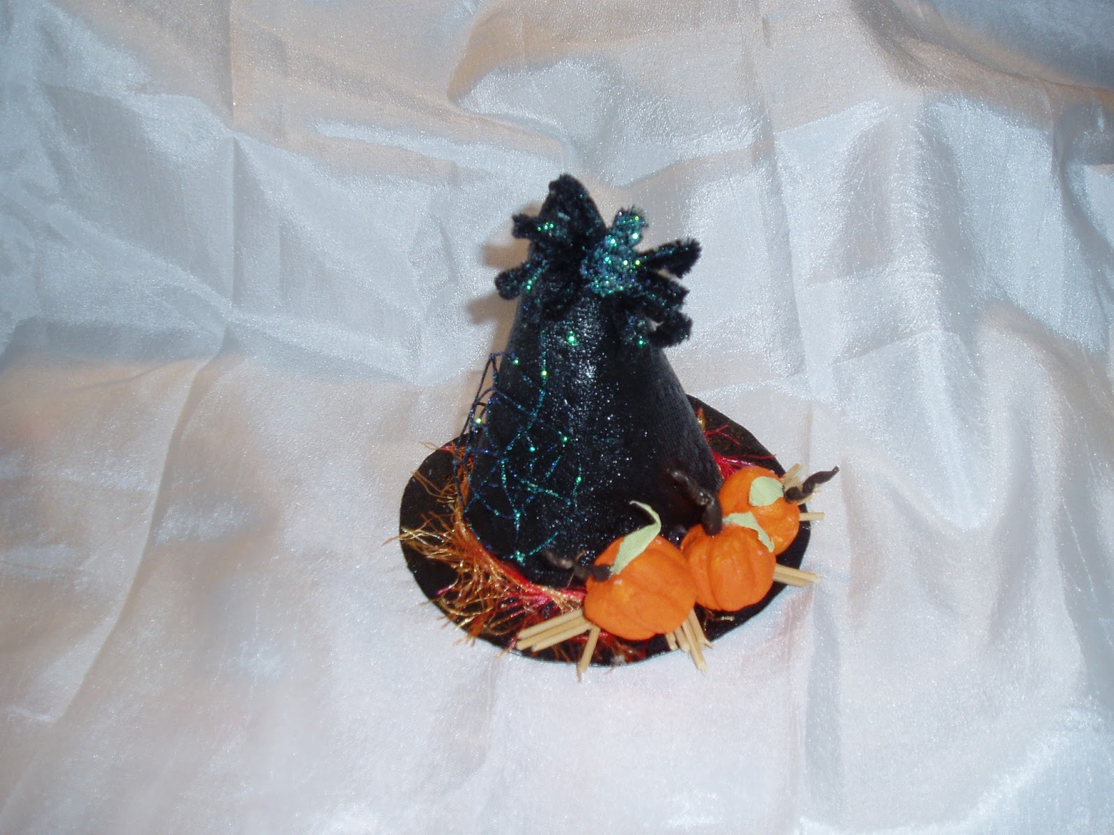 rosebudinnh MY art: paper mache witches hat
