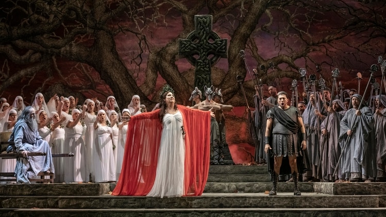 LUISBAIETTI-OPERA Y BALLET: NORMA EN EL TEATRO COLON