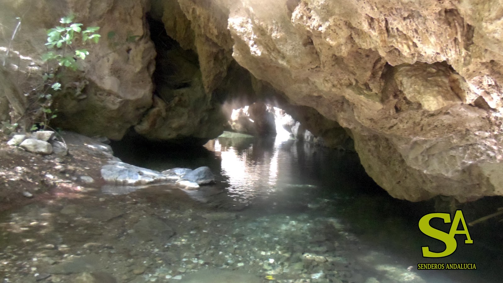 SENDERO BARRANCO BLANCO. RINCÓN SINGULAR. RUTA ACUÁTICA RÍO ALAMINOS ...