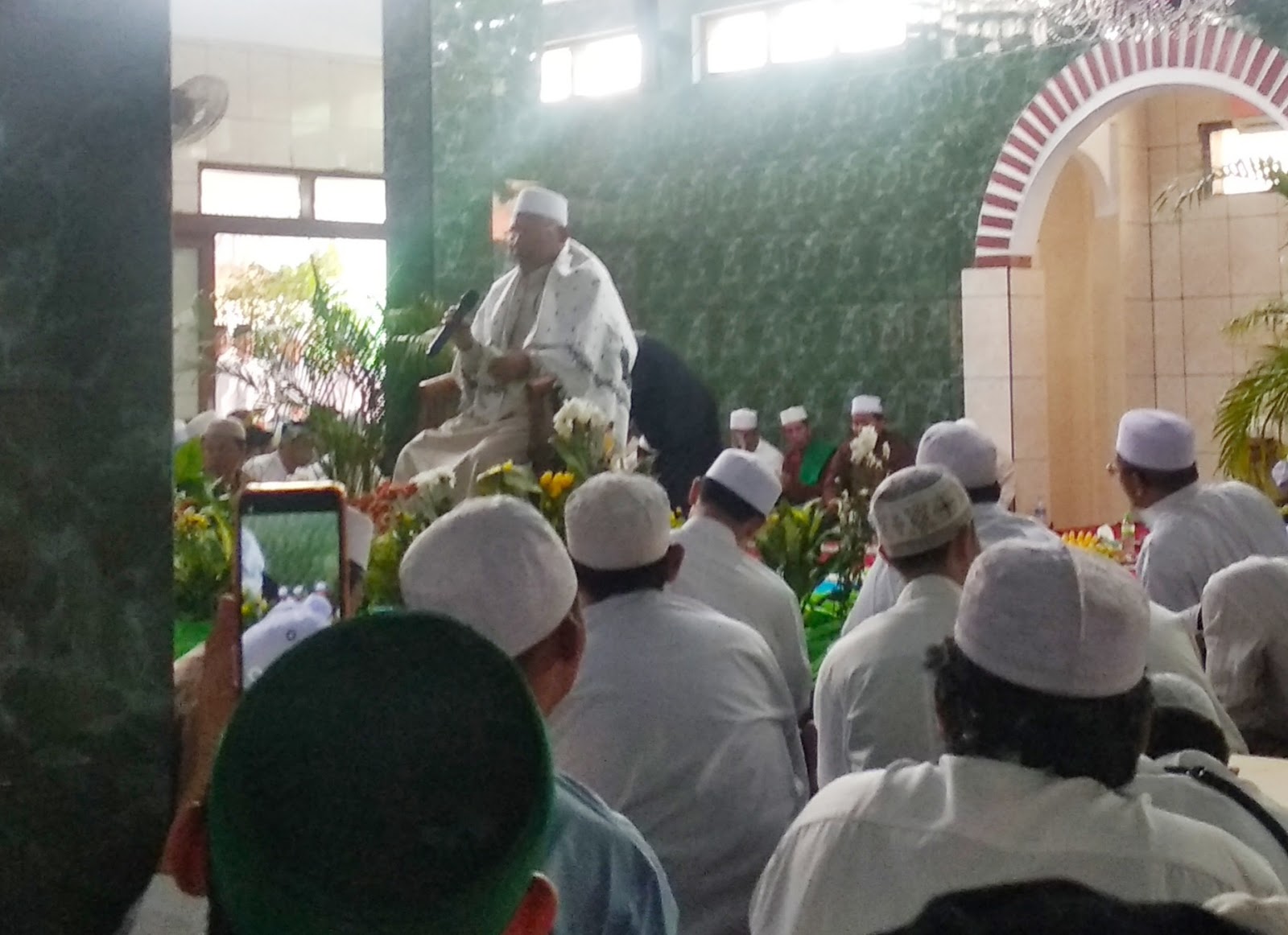 KH Abdul Rasyid AS: Musuh - Musuh Islam Benci Dan Ingin Binasakan Habib ...
