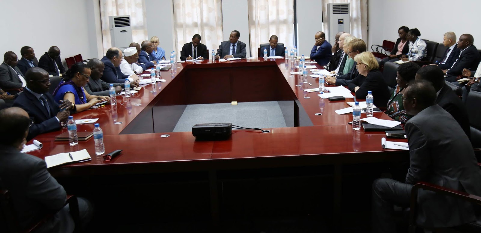 MFA Tanzania: PROF. KABUDI AKUTANA NA MABOLOZI WA NCHI ZA AFRIKA NA ...