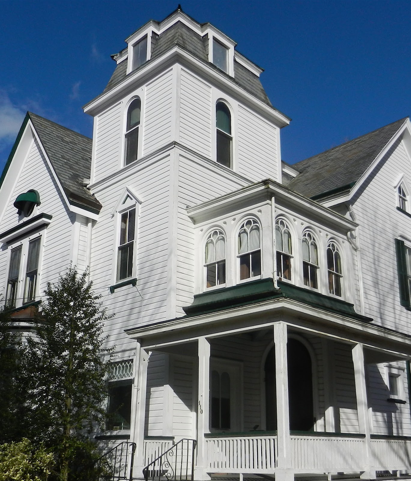 Knickerbocker Style & Design: Victorian Towers and Turrets