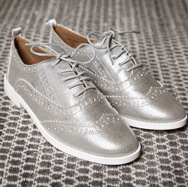 VivneFashion: How To: Silver Brogues
