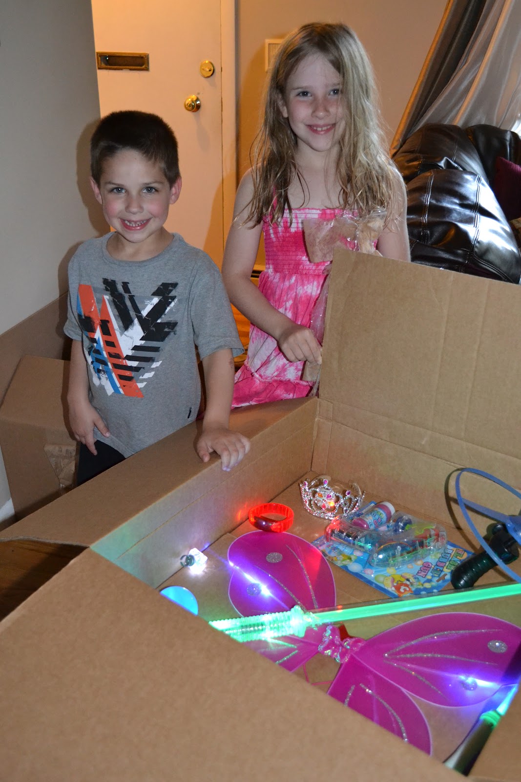 What Sparkles On Your 4th of July? ~ Celebrate With Flashing Blinky ...