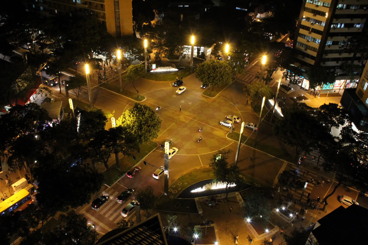 Estradas e caminhos: BH 8 - Savassi