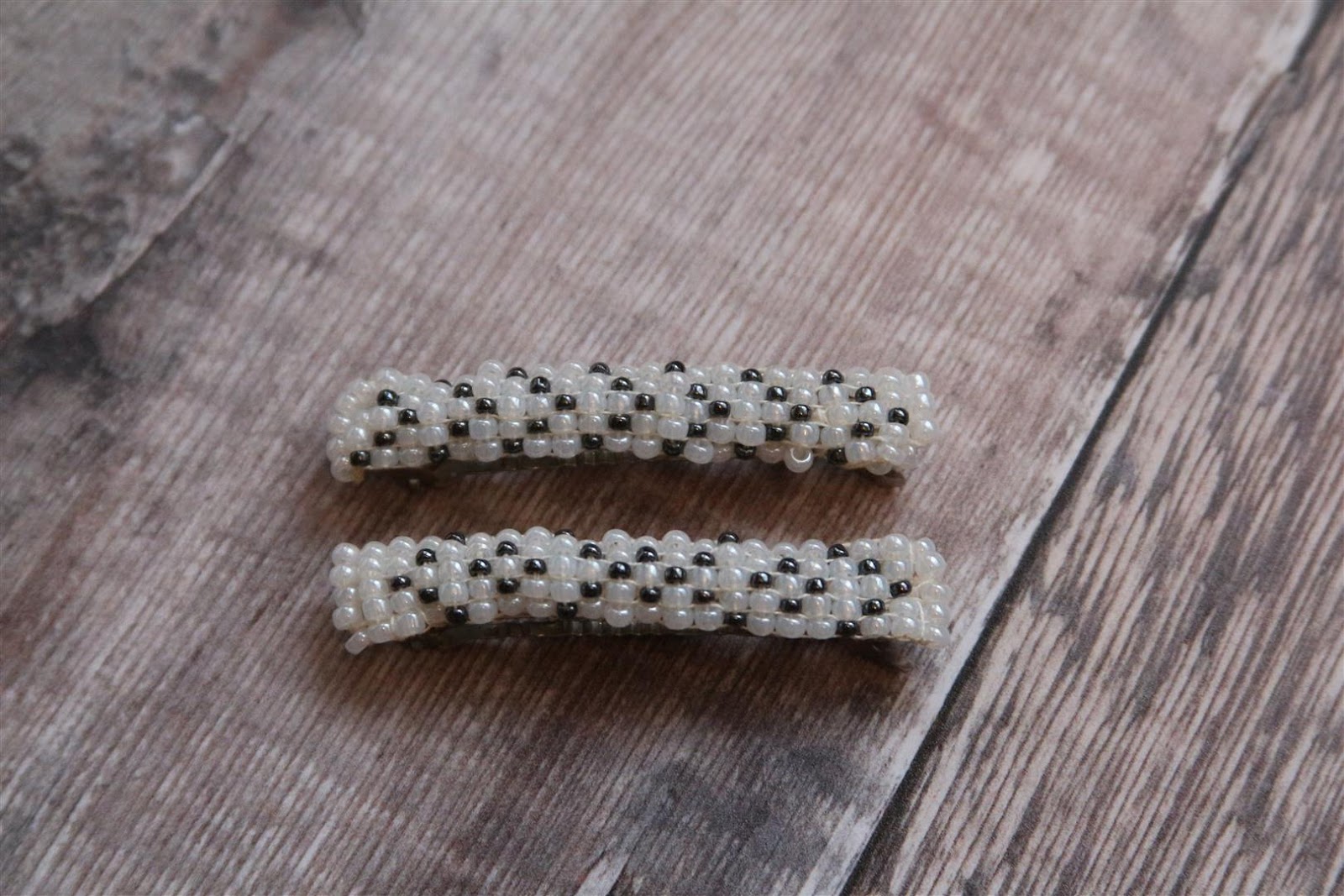 emuse: Beaded clasps