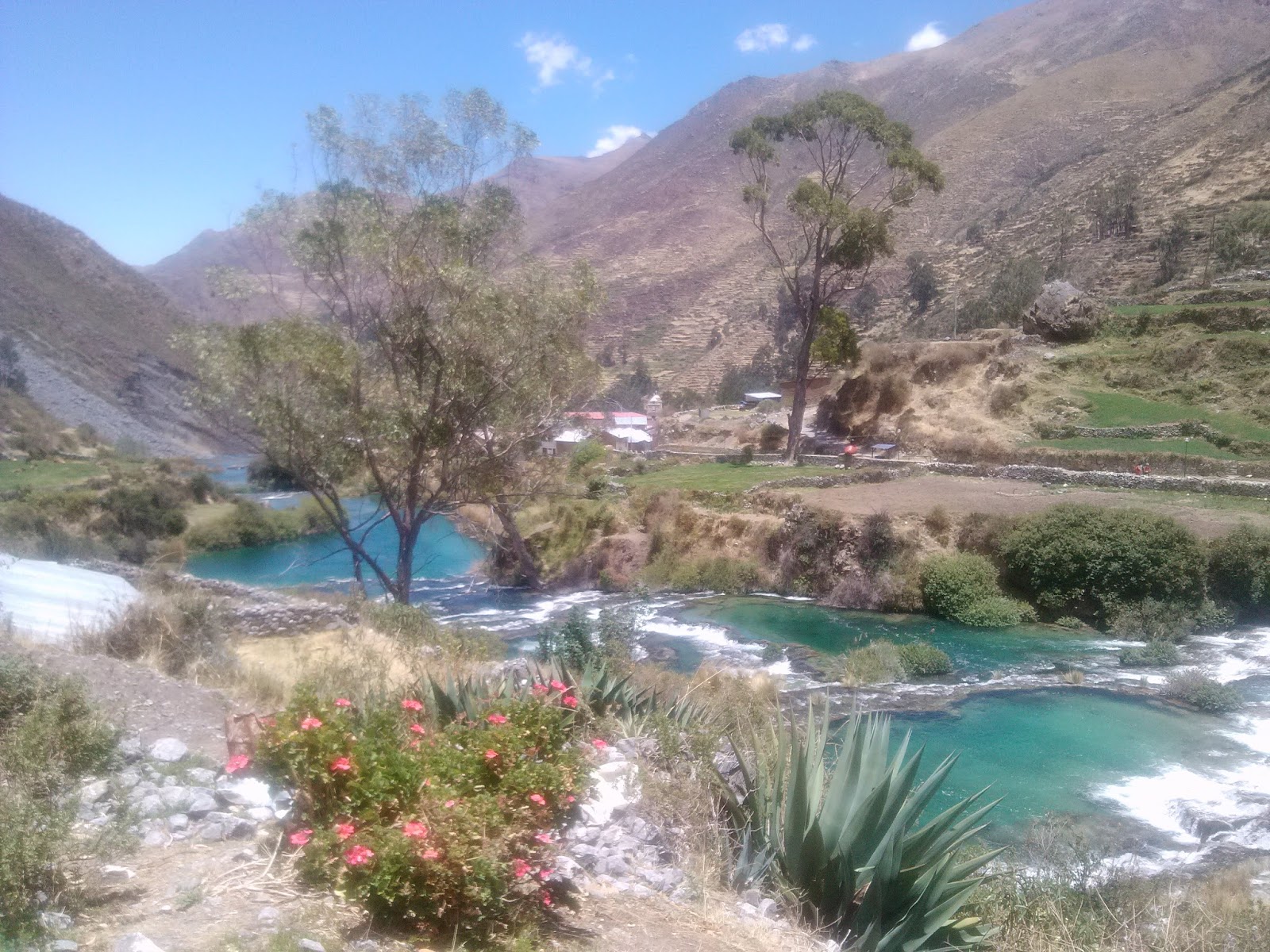 HUANCAYA LODGE PERU: HUANCAYA MARAVILLA DEL PERU Y DEL MUNDO, LES ...