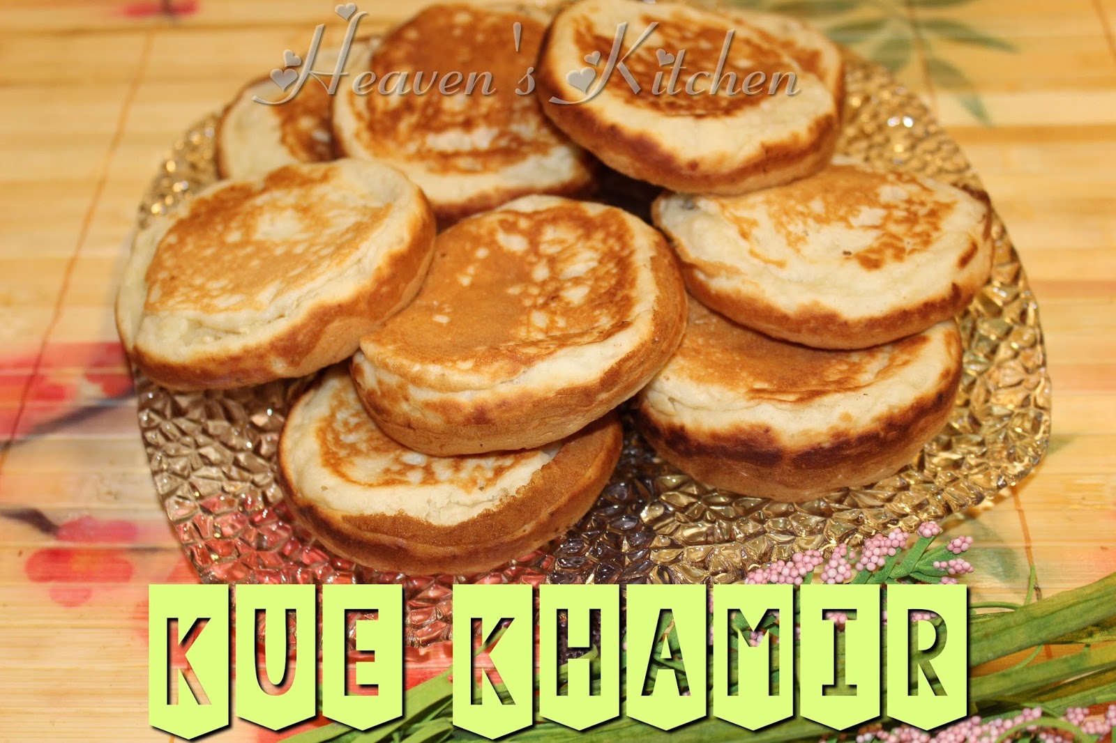 The Kitchen Heaven: Kue Khamir